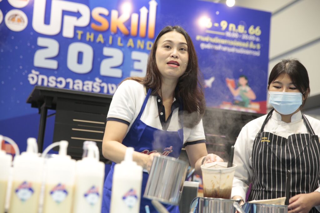 ร่วมสนับสนุนการจัด Workshop งาน Upskill Thailand 2023 "จักรวาลสร้างอาชีพ " - Mali Shopping